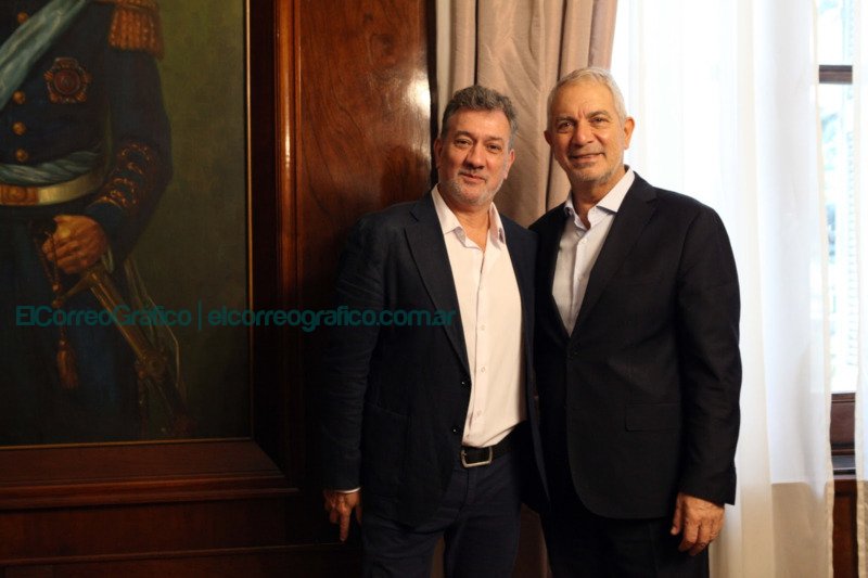 Alejo García Pintos asume la Dirección del Teatro Municipal Coliseo ... Alejo García Pintos asume la Dirección del Teatro Municipal Coliseo ...